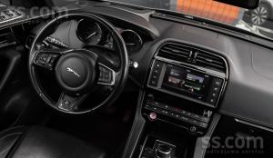 Grey Jaguar F-Pace 2016 in Jelgava, with an engine capacity of 2.00 L and mileage of 0 thousand km for 14900 €, photo 14 on AUTOMOTO.COM.LV