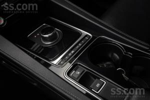 Grey Jaguar F-Pace 2016 in Jelgava, with an engine capacity of 2.00 L and mileage of 0 thousand km for 14900 €, photo 20 on AUTOMOTO.COM.LV