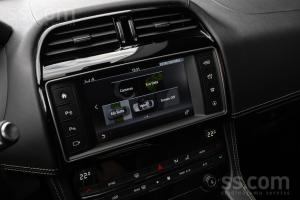 Grey Jaguar F-Pace 2016 in Jelgava, with an engine capacity of 2.00 L and mileage of 0 thousand km for 14900 €, photo 25 on AUTOMOTO.COM.LV