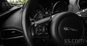 Grey Jaguar F-Pace 2016 in Jelgava, with an engine capacity of 2.00 L and mileage of 0 thousand km for 14900 €, photo 28 on AUTOMOTO.COM.LV