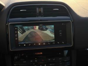 Grey Jaguar F-Pace 2016 in Riga, with an engine capacity of 2.00 L and mileage of 180 thousand km for 21490 €, photo 17 on AUTOMOTO.COM.LV