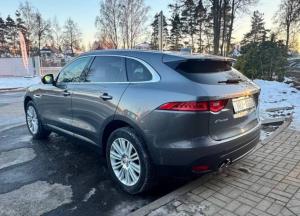 Grey Jaguar F-Pace 2016 in Riga, with an engine capacity of 2.00 L and mileage of 180 thousand km for 21490 €, photo 22 on AUTOMOTO.COM.LV
