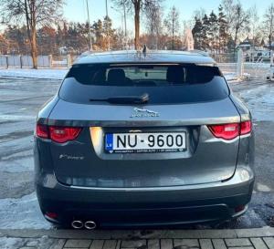 Grey Jaguar F-Pace 2016 in Riga, with an engine capacity of 2.00 L and mileage of 180 thousand km for 21490 €, photo 23 on AUTOMOTO.COM.LV