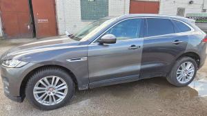 Pelēks Jaguar F-Pace 2016 Kauņa, ar dzinēja tilpumu 2.00 L un nobraukumu 180 tūkst. km par 7200 €, foto 8 vietnē AUTOMOTO.COM.LV