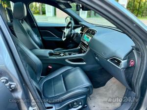 Grey Jaguar F-Pace 2016 in Tallinn, with an engine capacity of 3.00 L and mileage of 223 thousand km for 17500 €, photo 13 on AUTOMOTO.COM.LV