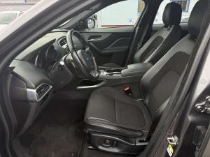 Pelēks Jaguar F-Pace 2016 Viļņa, ar dzinēja tilpumu 2.00 L un nobraukumu 208 tūkst. km par 12500 €, foto 11 vietnē AUTOMOTO.COM.LV