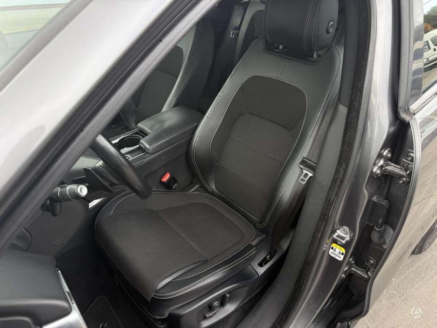 Pelēks Jaguar F-Pace 2016 Viļņa, ar dzinēja tilpumu 2.00 L un nobraukumu 208 tūkst. km par 12500 €, foto 12 vietnē AUTOMOTO.COM.LV