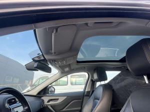 Pelēks Jaguar F-Pace 2016 Tauragė, ar dzinēja tilpumu 2.00 L un nobraukumu 150 tūkst. km par 5200 €, foto 6 vietnē AUTOMOTO.COM.LV