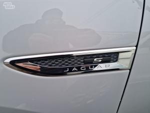 Grey Jaguar F-Pace 2017 in Kaunas, with an engine capacity of 2.00 L and mileage of 165 thousand km for 13950 €, photo 19 on AUTOMOTO.COM.LV