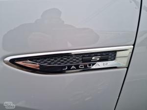 Grey Jaguar F-Pace 2017 in Kaunas, with an engine capacity of 2.00 L and mileage of 165 thousand km for 13950 €, photo 22 on AUTOMOTO.COM.LV