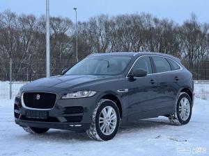 Pelēks Jaguar F-Pace 2017 Tauragė, ar dzinēja tilpumu 2.00 L un nobraukumu 112 tūkst. km par 13200 €, foto  vietnē AUTOMOTO.COM.LV
