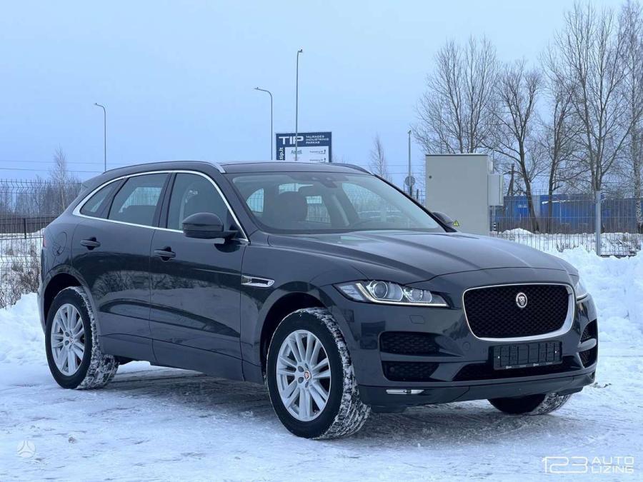 Pelēks Jaguar F-Pace 2017 Tauragė, ar dzinēja tilpumu 2.00 L un nobraukumu 112 tūkst. km par 13200 €, foto 4 vietnē AUTOMOTO.COM.LV
