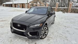 Grey Jaguar F-Pace 2017 in Vilnius, with an engine capacity of 3.00 L and mileage of 138 thousand km for 22900 €, photo  on AUTOMOTO.COM.LV