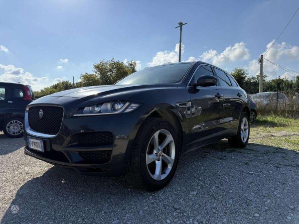 Grey Jaguar F-Pace 2017 in Utena, with an engine capacity of 2.00 L and mileage of 200 thousand km for 9950 €, photo 1 on AUTOMOTO.COM.LV