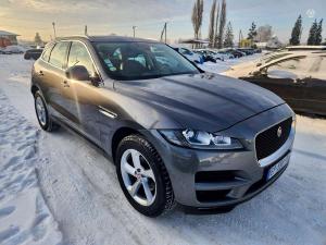 Pelēks Jaguar F-Pace 2017 Tauragė, ar dzinēja tilpumu 2.00 L un nobraukumu 160 tūkst. km par 11300 €, foto 5 vietnē AUTOMOTO.COM.LV