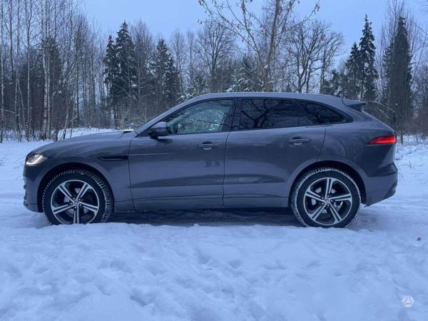 Pelēks Jaguar F-Pace 2017 Kauņa, ar dzinēja tilpumu 2.00 L un nobraukumu 283 tūkst. km par 11399 €, foto 3 vietnē AUTOMOTO.COM.LV