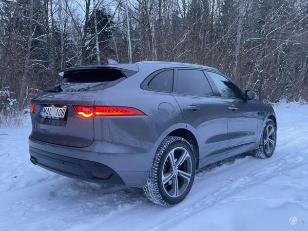 Pelēks Jaguar F-Pace 2017 Kauņa, ar dzinēja tilpumu 2.00 L un nobraukumu 283 tūkst. km par 11399 €, foto 6 vietnē AUTOMOTO.COM.LV