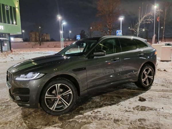 Pelēks Jaguar F-Pace 2017 Kauņa, ar dzinēja tilpumu 2.00 L un nobraukumu 283 tūkst. km par 11399 €, foto 9 vietnē AUTOMOTO.COM.LV