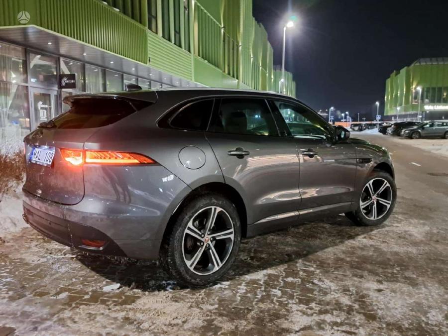 Grey Jaguar F-Pace 2017 in Kaunas, with an engine capacity of 2.00 L and mileage of 283 thousand km for 11399 €, photo 12 on AUTOMOTO.COM.LV