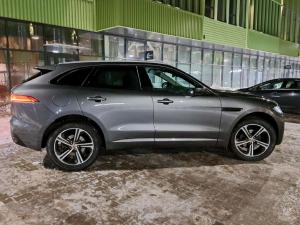 Grey Jaguar F-Pace 2017 in Kaunas, with an engine capacity of 2.00 L and mileage of 283 thousand km for 11399 €, photo 13 on AUTOMOTO.COM.LV