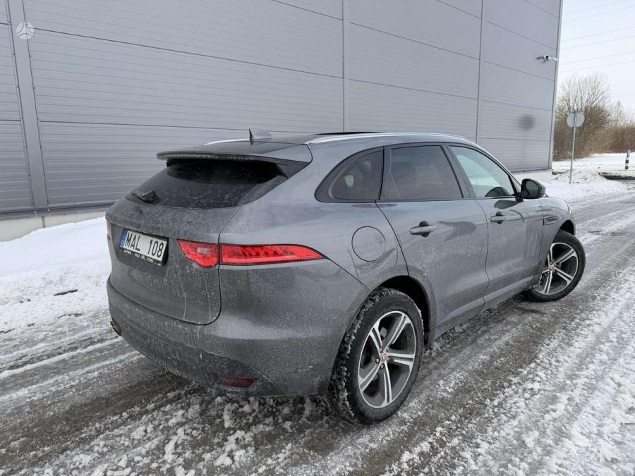 Pelēks Jaguar F-Pace 2017 Kauņa, ar dzinēja tilpumu 2.00 L un nobraukumu 283 tūkst. km par 10500 €, foto 6 vietnē AUTOMOTO.COM.LV