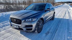 Pelēks Jaguar F-Pace 2017 Šauļi, ar dzinēja tilpumu 2.00 L un nobraukumu 183 tūkst. km par 13200 €, foto  vietnē AUTOMOTO.COM.LV