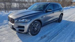 Grey Jaguar F-Pace 2017 in Siauliai, with an engine capacity of 2.00 L and mileage of 183 thousand km for 13200 €, photo 2 on AUTOMOTO.COM.LV