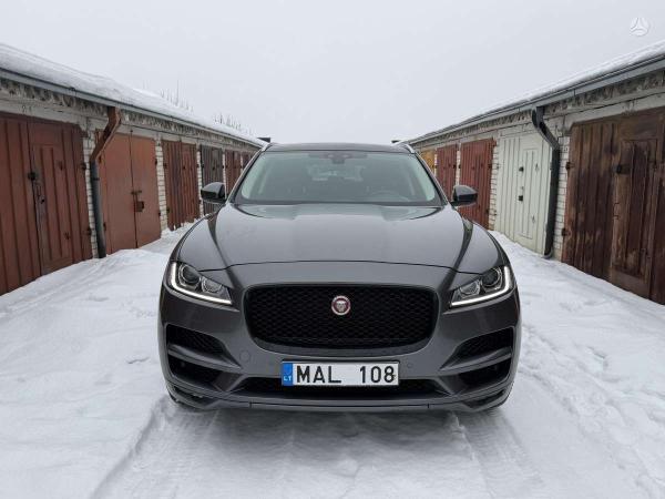 Pelēks Jaguar F-Pace 2017 Kauņa, ar dzinēja tilpumu 2.00 L un nobraukumu 283 tūkst. km par 11000 €, foto 2 vietnē AUTOMOTO.COM.LV