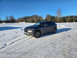 Grey Jaguar F-Pace 2017 in Tallinn, with an engine capacity of 3.00 L and mileage of 133 thousand km for 24000 €, photo 3 on AUTOMOTO.COM.LV