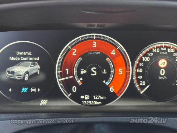 Pelēks Jaguar F-Pace 2017 Tallina, ar dzinēja tilpumu 3.00 L un nobraukumu 133 tūkst. km par 24000 €, foto 11 vietnē AUTOMOTO.COM.LV