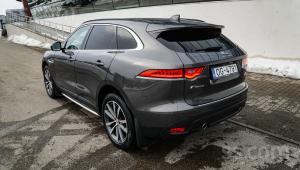 Pelēks Jaguar F-Pace 2017 Rīga, ar dzinēja tilpumu 3.00 L un nobraukumu 216 tūkst. km par 14950 €, foto 6 vietnē AUTOMOTO.COM.LV