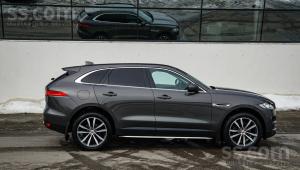 Pelēks Jaguar F-Pace 2017 Rīga, ar dzinēja tilpumu 3.00 L un nobraukumu 216 tūkst. km par 14950 €, foto 9 vietnē AUTOMOTO.COM.LV