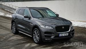Pelēks Jaguar F-Pace 2017 Rīga, ar dzinēja tilpumu 3.00 L un nobraukumu 216 tūkst. km par 14950 €, foto 10 vietnē AUTOMOTO.COM.LV