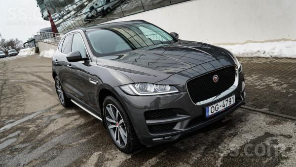Grey Jaguar F-Pace 2017 in Riga, with an engine capacity of 3.00 L and mileage of 216 thousand km for 14950 €, photo 10 on AUTOMOTO.COM.LV