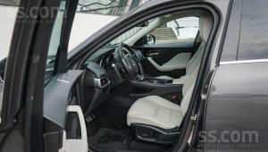 Pelēks Jaguar F-Pace 2017 Rīga, ar dzinēja tilpumu 3.00 L un nobraukumu 216 tūkst. km par 14950 €, foto 12 vietnē AUTOMOTO.COM.LV