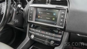 Pelēks Jaguar F-Pace 2017 Rīga, ar dzinēja tilpumu 3.00 L un nobraukumu 216 tūkst. km par 14950 €, foto 23 vietnē AUTOMOTO.COM.LV