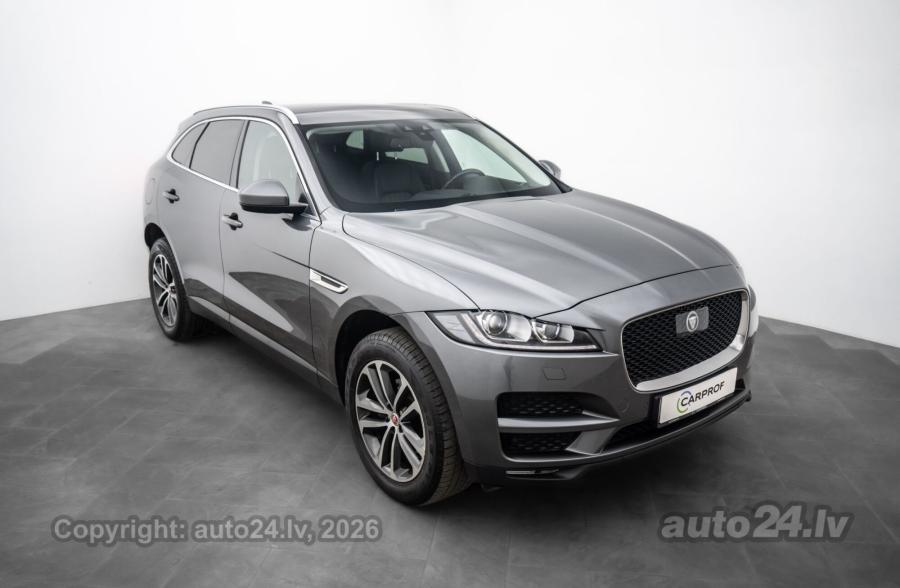 Pelēks Jaguar F-Pace 2017 Tallina, ar dzinēja tilpumu 2.00 L un nobraukumu 155 tūkst. km par 14999 €, foto 4 vietnē AUTOMOTO.COM.LV