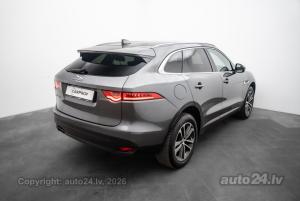 Pelēks Jaguar F-Pace 2017 Tallina, ar dzinēja tilpumu 2.00 L un nobraukumu 155 tūkst. km par 14999 €, foto 5 vietnē AUTOMOTO.COM.LV