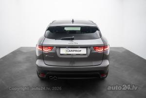 Pelēks Jaguar F-Pace 2017 Tallina, ar dzinēja tilpumu 2.00 L un nobraukumu 155 tūkst. km par 14999 €, foto 6 vietnē AUTOMOTO.COM.LV
