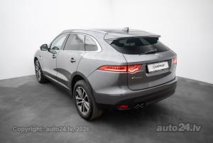 Pelēks Jaguar F-Pace 2017 Tallina, ar dzinēja tilpumu 2.00 L un nobraukumu 155 tūkst. km par 14999 €, foto 7 vietnē AUTOMOTO.COM.LV