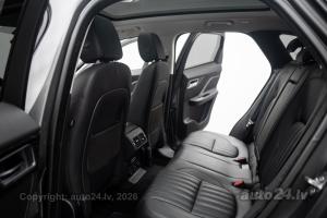 Pelēks Jaguar F-Pace 2017 Tallina, ar dzinēja tilpumu 2.00 L un nobraukumu 155 tūkst. km par 14999 €, foto 9 vietnē AUTOMOTO.COM.LV