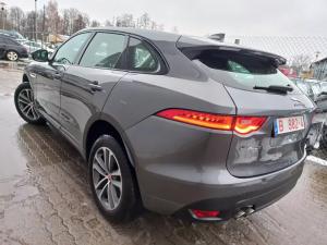 Grey Jaguar F-Pace 2017 in Riga, with an engine capacity of 2.00 L and mileage of 190 thousand km for 16900 €, photo 5 on AUTOMOTO.COM.LV