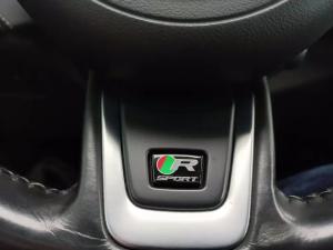 Grey Jaguar F-Pace 2017 in Riga, with an engine capacity of 2.00 L and mileage of 190 thousand km for 16900 €, photo 11 on AUTOMOTO.COM.LV