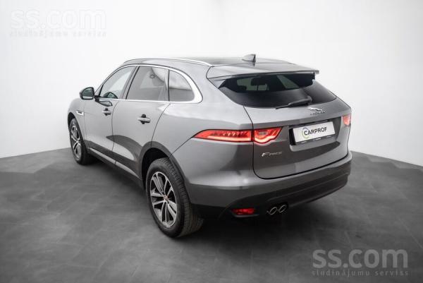 Pelēks Jaguar F-Pace 2017 Tallina, ar dzinēja tilpumu 2.00 L un nobraukumu 155 tūkst. km par 14999 €, foto 6 vietnē AUTOMOTO.COM.LV