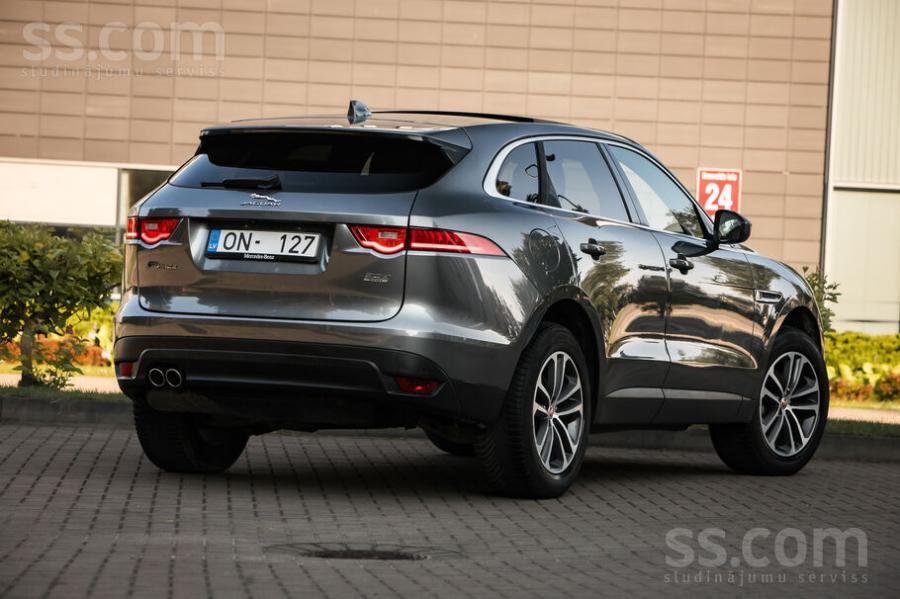 Pelēks Jaguar F-Pace 2017 Jelgava, ar dzinēja tilpumu 2.00 L un nobraukumu 224 tūkst. km par 15500 €, foto 7 vietnē AUTOMOTO.COM.LV