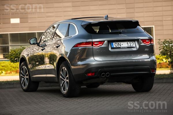 Pelēks Jaguar F-Pace 2017 Jelgava, ar dzinēja tilpumu 2.00 L un nobraukumu 224 tūkst. km par 15500 €, foto 8 vietnē AUTOMOTO.COM.LV