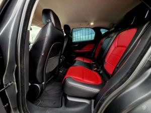 Grey Jaguar F-Pace 2017 in Siauliai, with an engine capacity of 2.00 L and mileage of 98 thousand km for 13750 €, photo 22 on AUTOMOTO.COM.LV