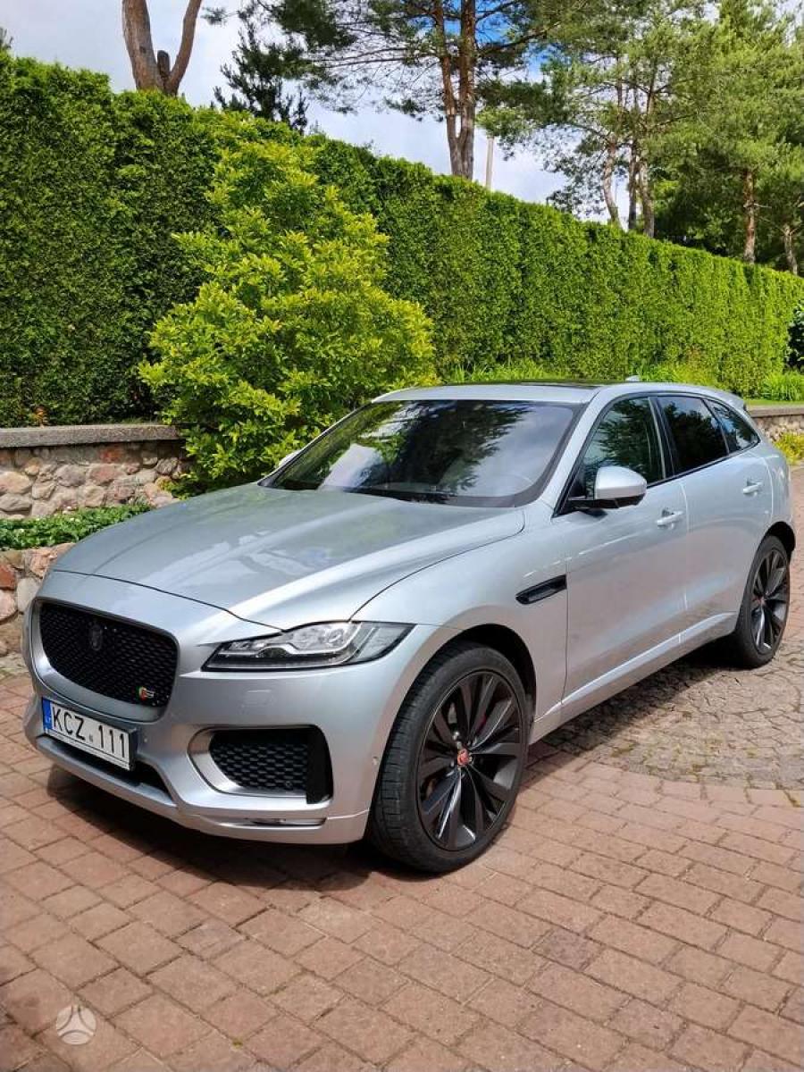 Pelēks Jaguar F-Pace 2017 Viļņa, ar dzinēja tilpumu 3.00 L un nobraukumu 185 tūkst. km par 17500 €, foto 3 vietnē AUTOMOTO.COM.LV