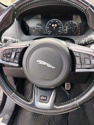 Pelēks Jaguar F-Pace 2017 Viļņa, ar dzinēja tilpumu 3.00 L un nobraukumu 185 tūkst. km par 17500 €, foto 10 vietnē AUTOMOTO.COM.LV