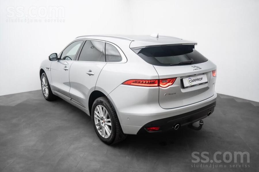 Grey Jaguar F-Pace 2017 in Tallinn, with an engine capacity of 3.00 L and mileage of 129 thousand km for 15699 €, photo 9 on AUTOMOTO.COM.LV